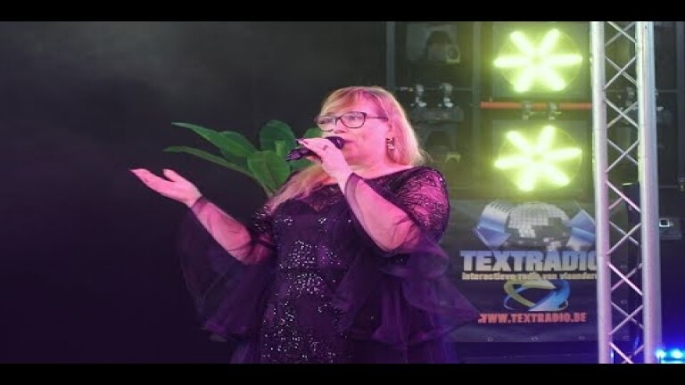 Zangeres sylvina engel Boeken? Direct op ShowBird.com!